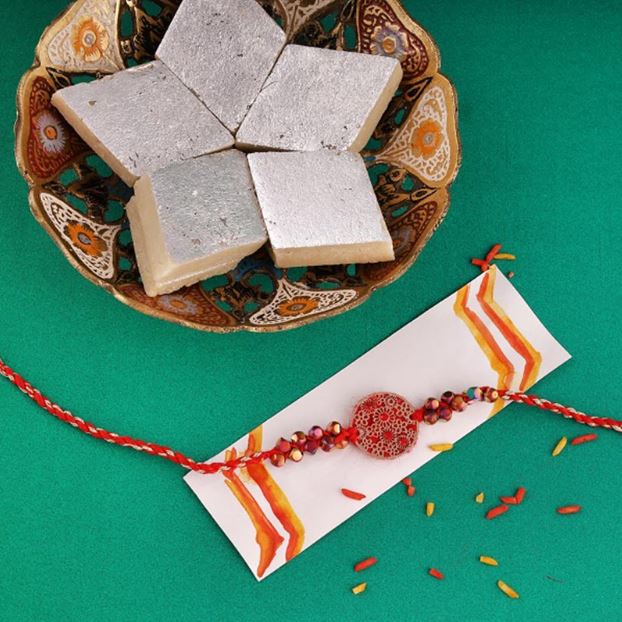 Sweet Hug– Bloomsvilla